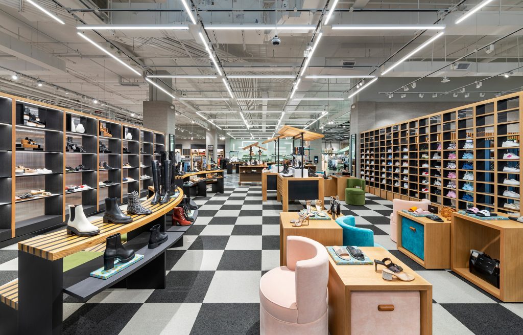 Bloomingdale's Opens "Bloomie's" Concept Store in the Mosaic District