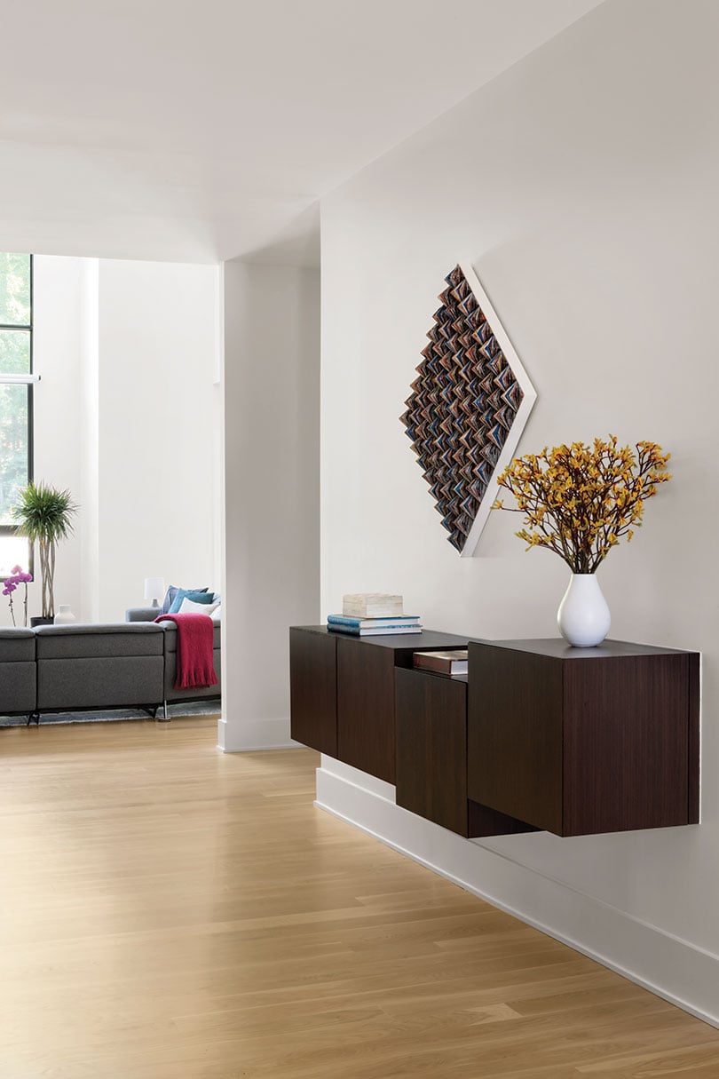 A Modern Dream Home For a Multigenerational Family of Ten