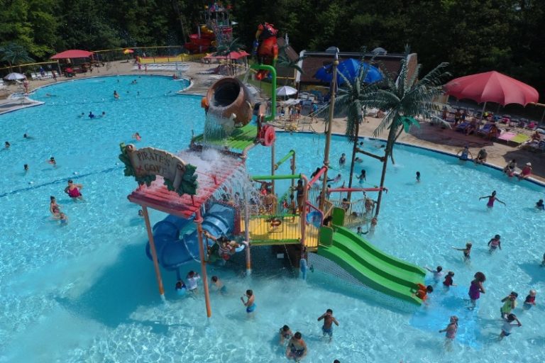 Sprayground and Waterpark Fun Around Arlington, VA