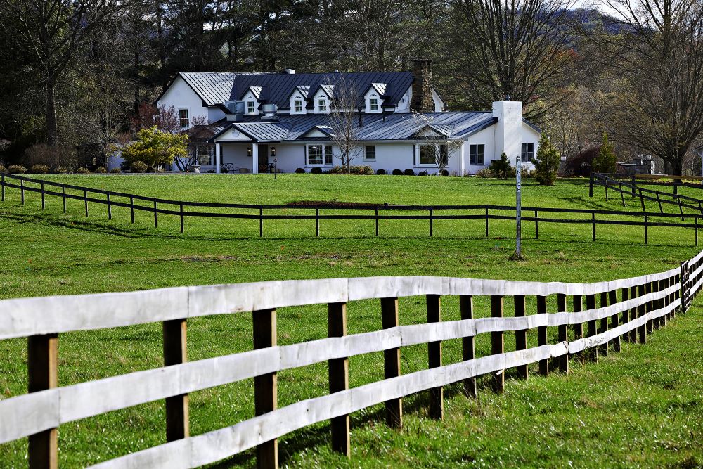 Weekend Away: Blue Rock in Washington, Virginia
